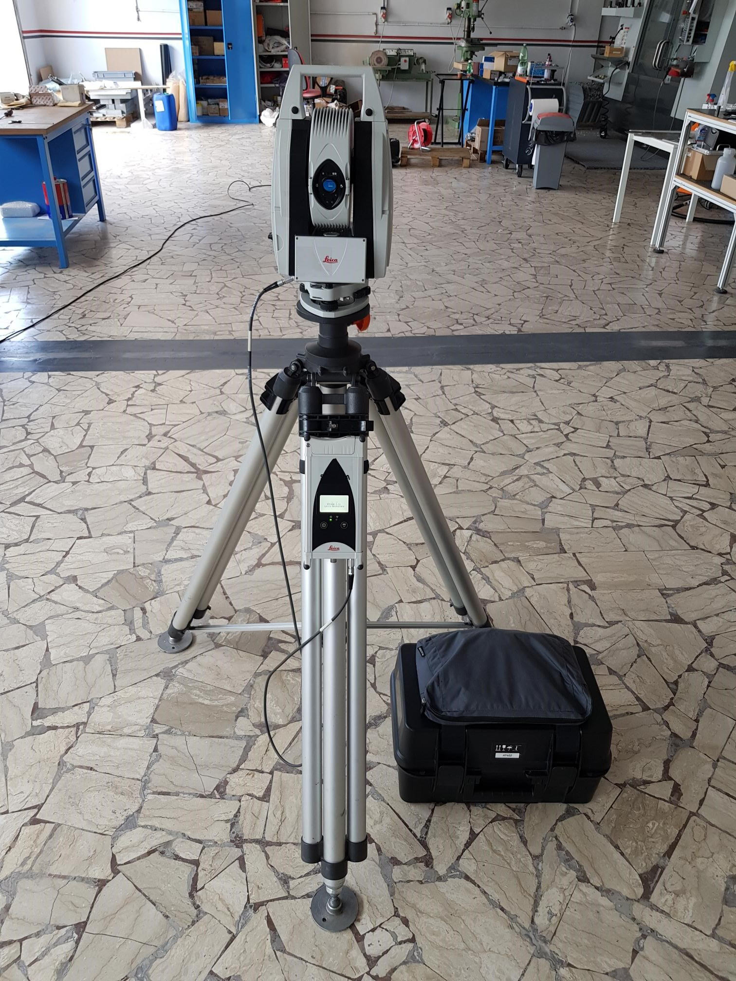 HEXAGON Laser Tracker AT402 2016 | Industriale.it